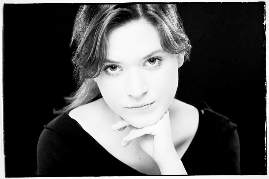 María Crespo – La casualidad te ha traído a nuestro teatro